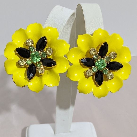 Vintage | Jewelry | Vintage Yellow Green Rhinestone Flower Clips | Poshmark